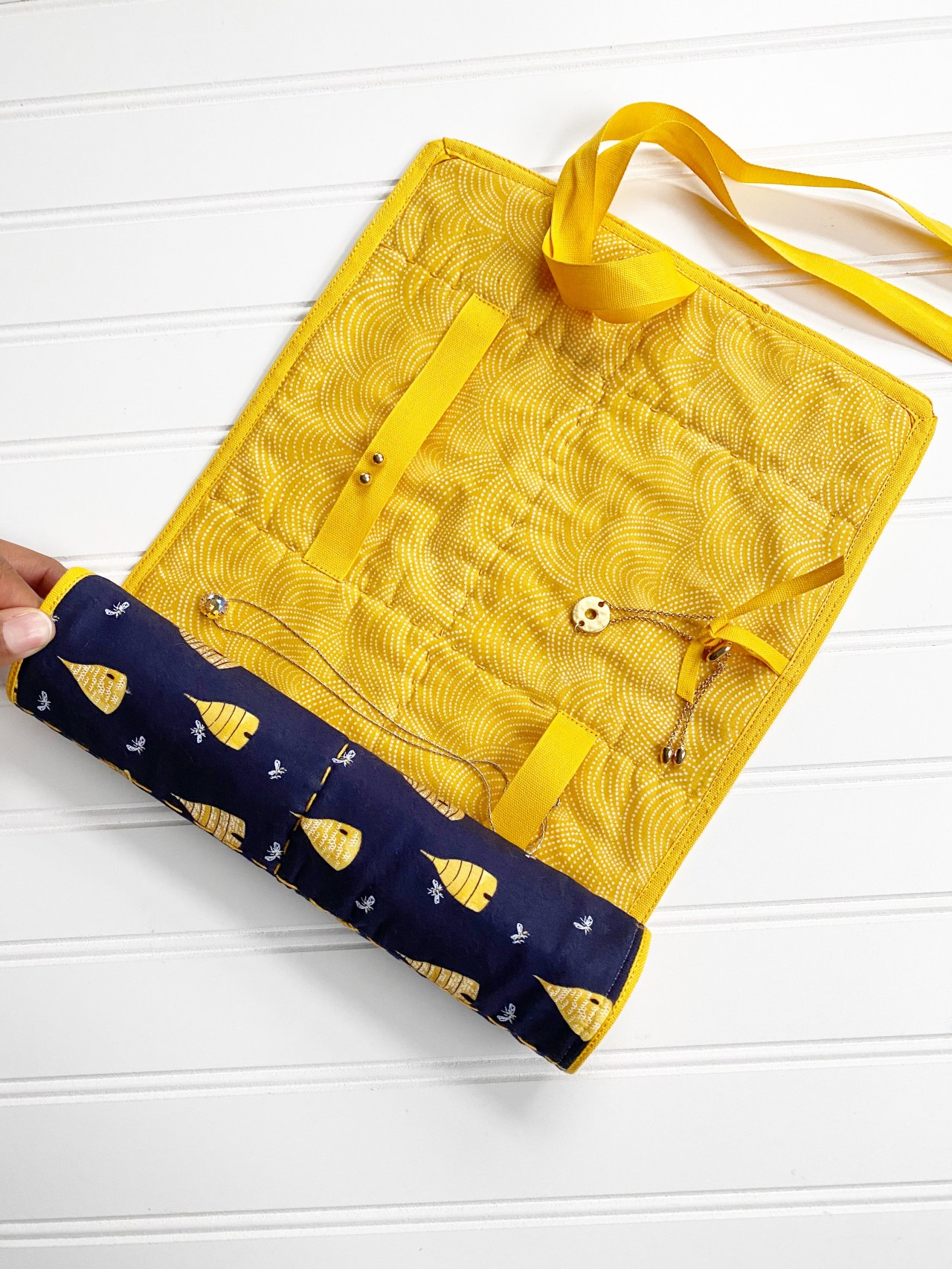 How to Make a Quilted Travel Roll | Kreative Kymona