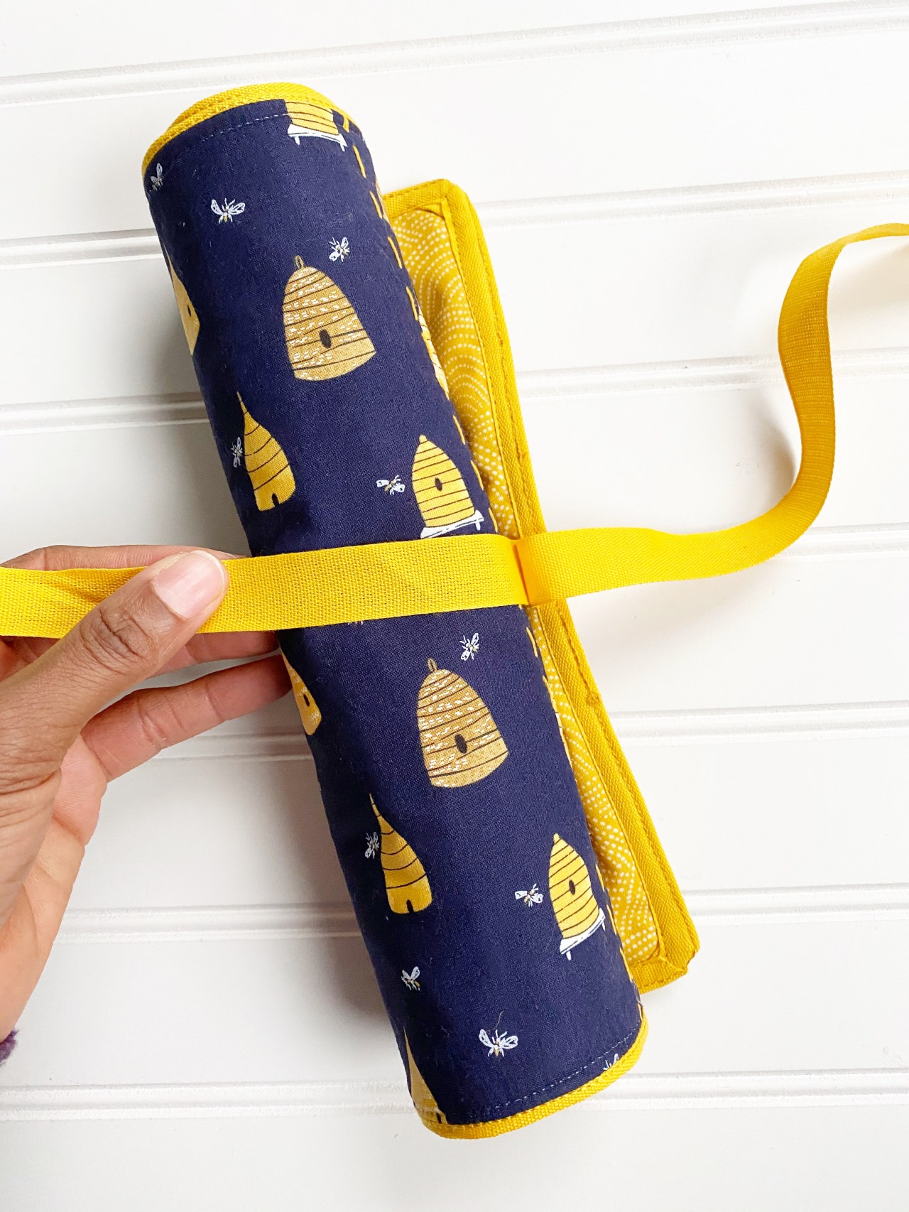 How to Make a Quilted Travel Roll | Kreative Kymona
